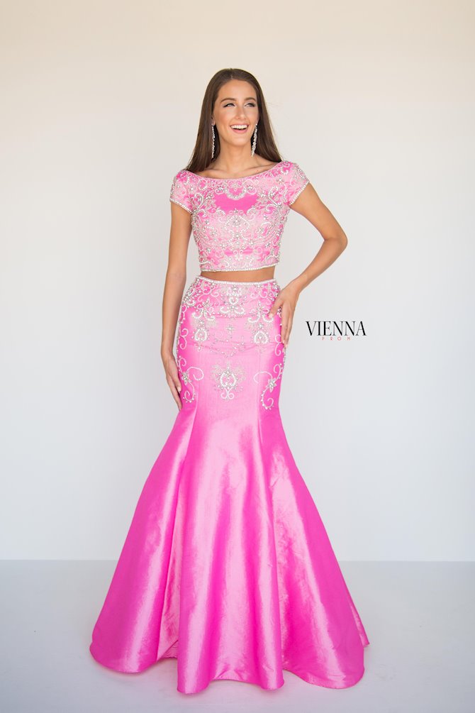 Vienna Prom - 9944 | The Red Carpet