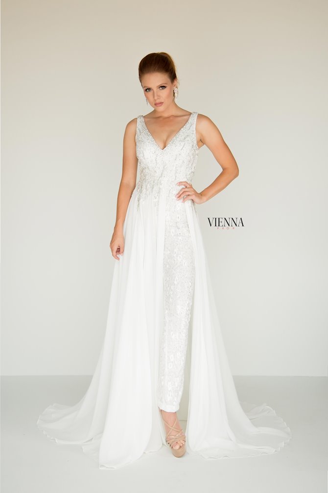 Vienna Prom - 9965 | The Red Carpet