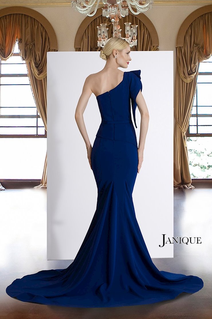 Janique | The Poinsett Bride - 1905 | The Poinsett Bride