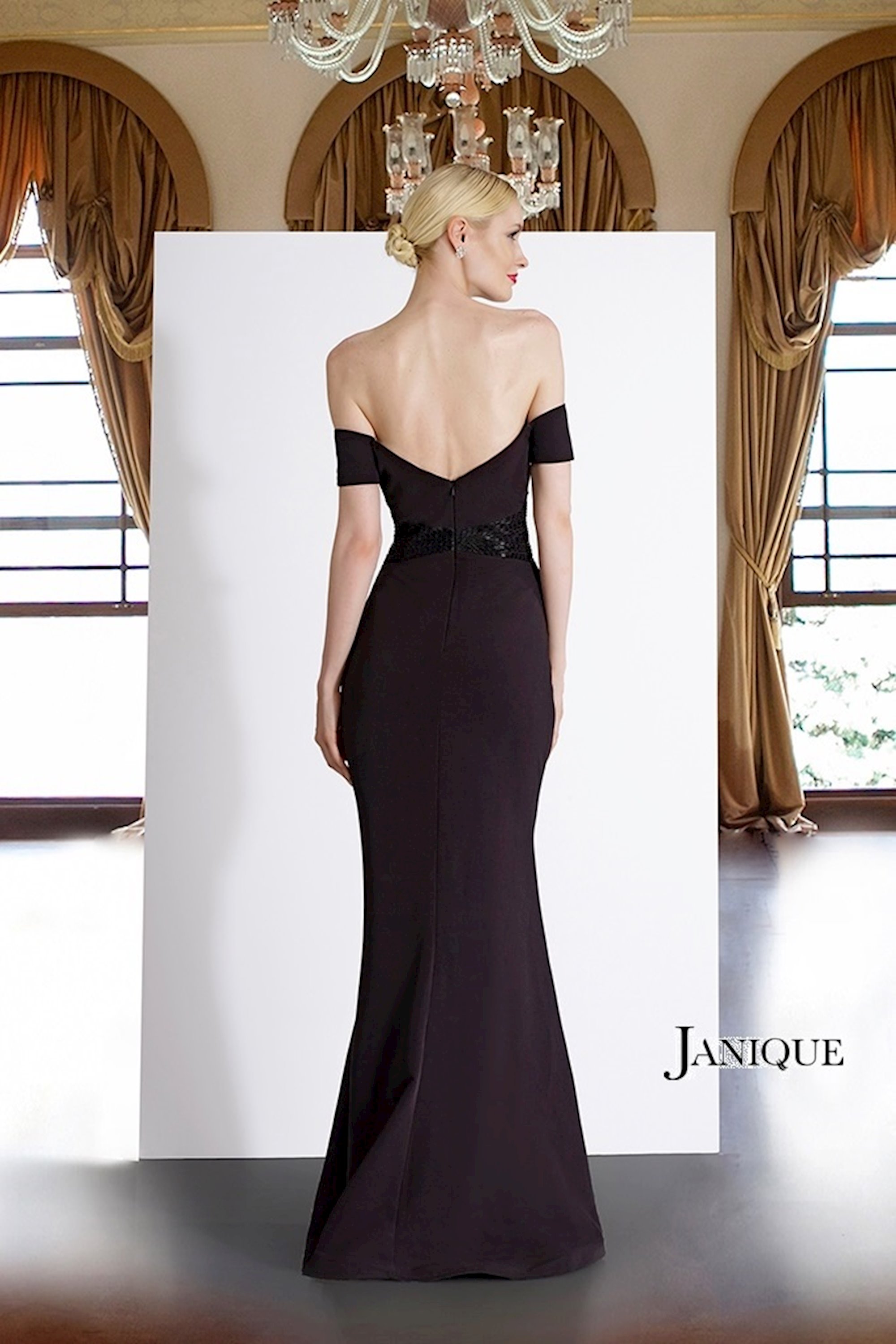 Janique | The Poinsett Bride - JA3026 | The Poinsett Bride