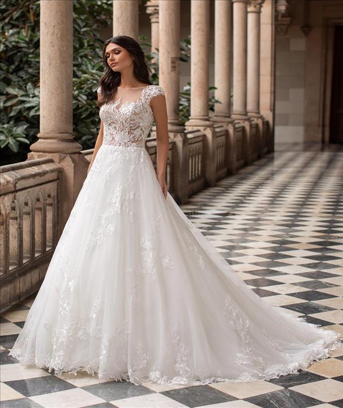 Pronovias | Anjolique Bridal and Formal - Griffith | Anjolique Bridal ...