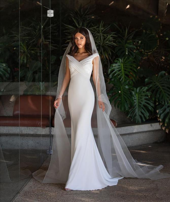 Pronovias | Unveiled Bridal Collection - Moore | Unveiled Bridal Collection