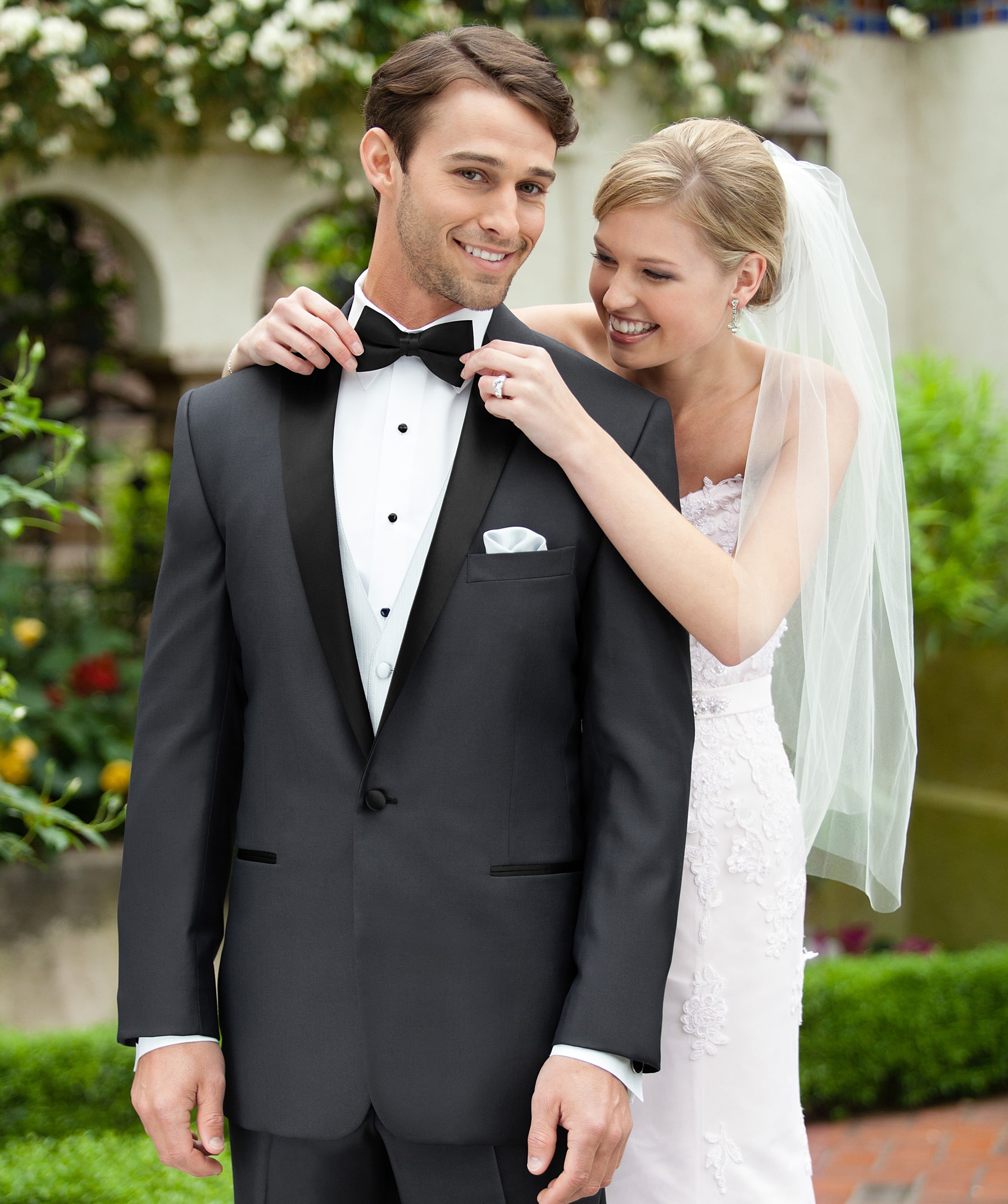 Tony Bowls Tuxedo | Volle's Bridal & Boutique