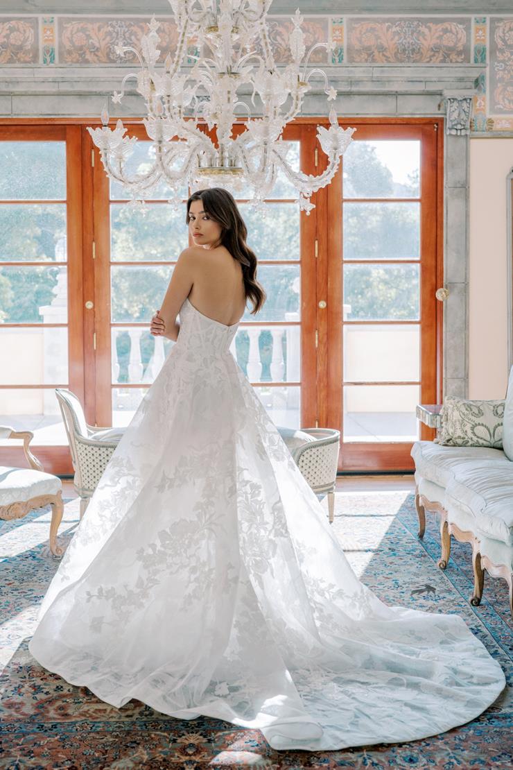 Anne Barge | Anne Gregory Couture - La Femme | Anne Gregory Couture