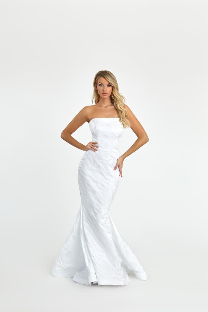 NICOLE BAKTI - 7094 | Nicole Bakti