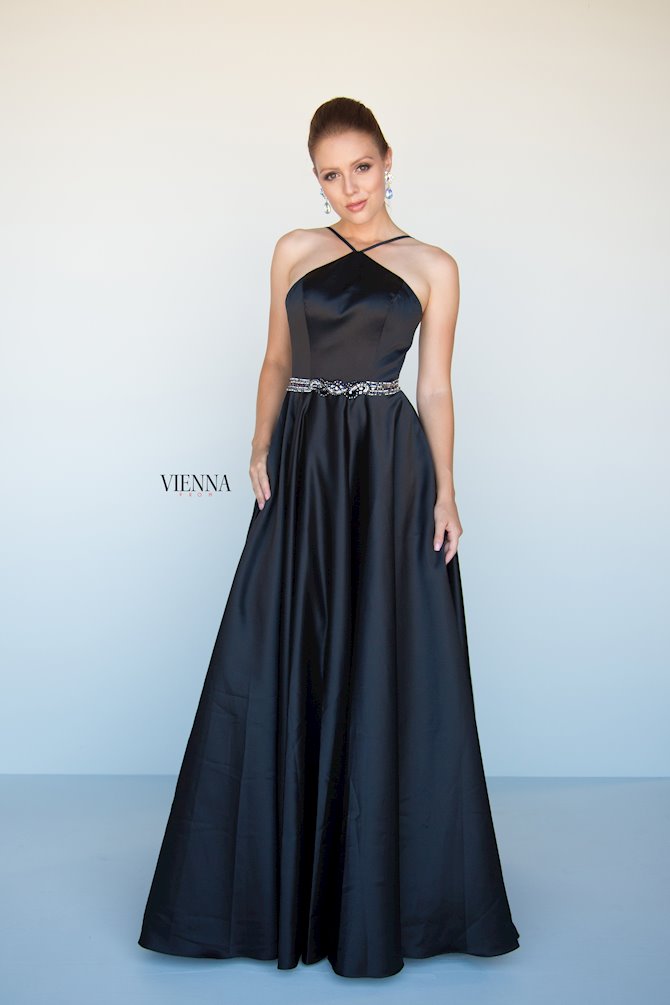 Vienna Prom - 7812 | The Red Carpet