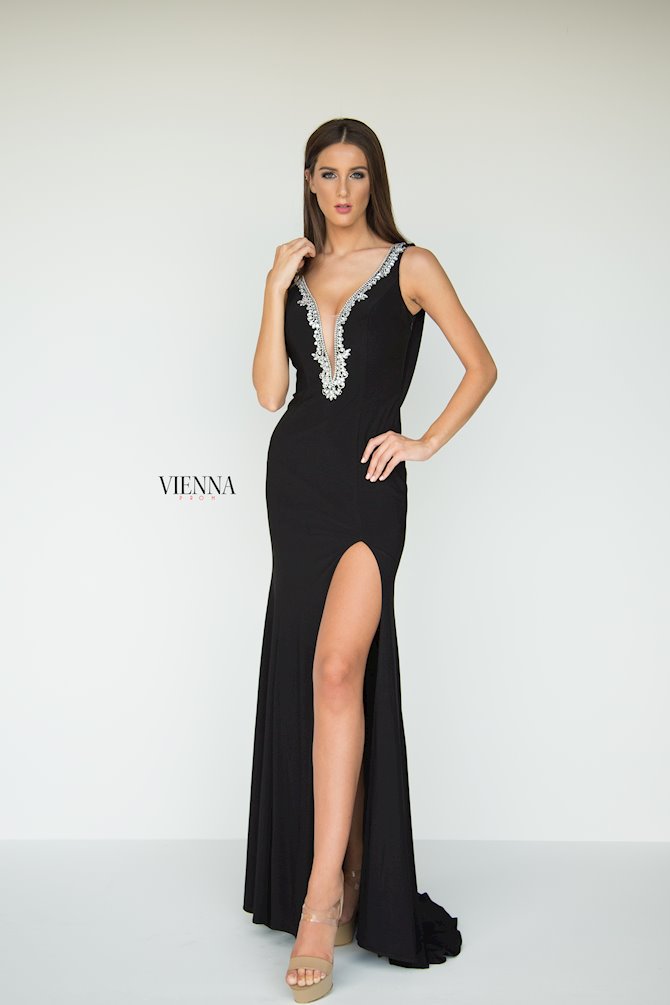 Vienna Prom - 8440 | The Red Carpet