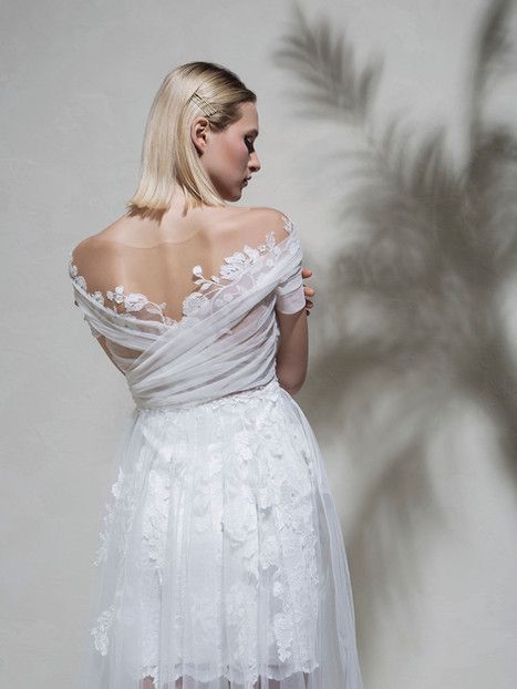 Olvi's - 4587 | JJ Kelly Bridal