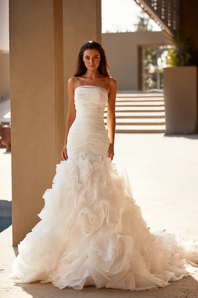 Milla Nova - Kris | Town and Country Bridal