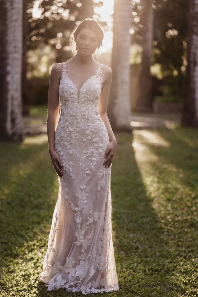 Allure - 9957 | The Bridal Rail