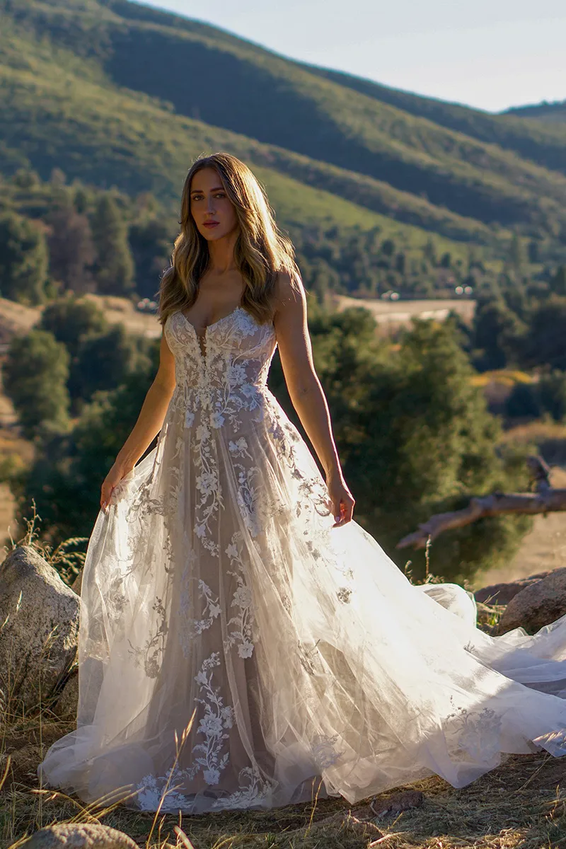 Essense of Australia Fall 2022 Bridal Dresses | The Bridal Boutique by ...