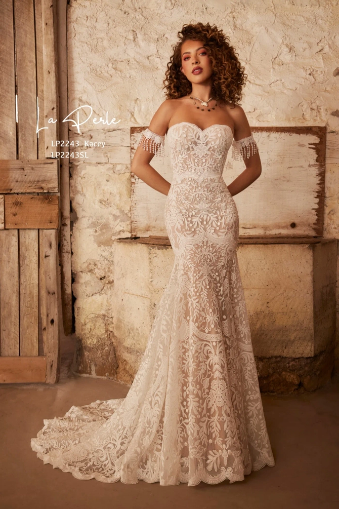 La Perle by Calla Blanche - LP2243 | Weddings by Debbie