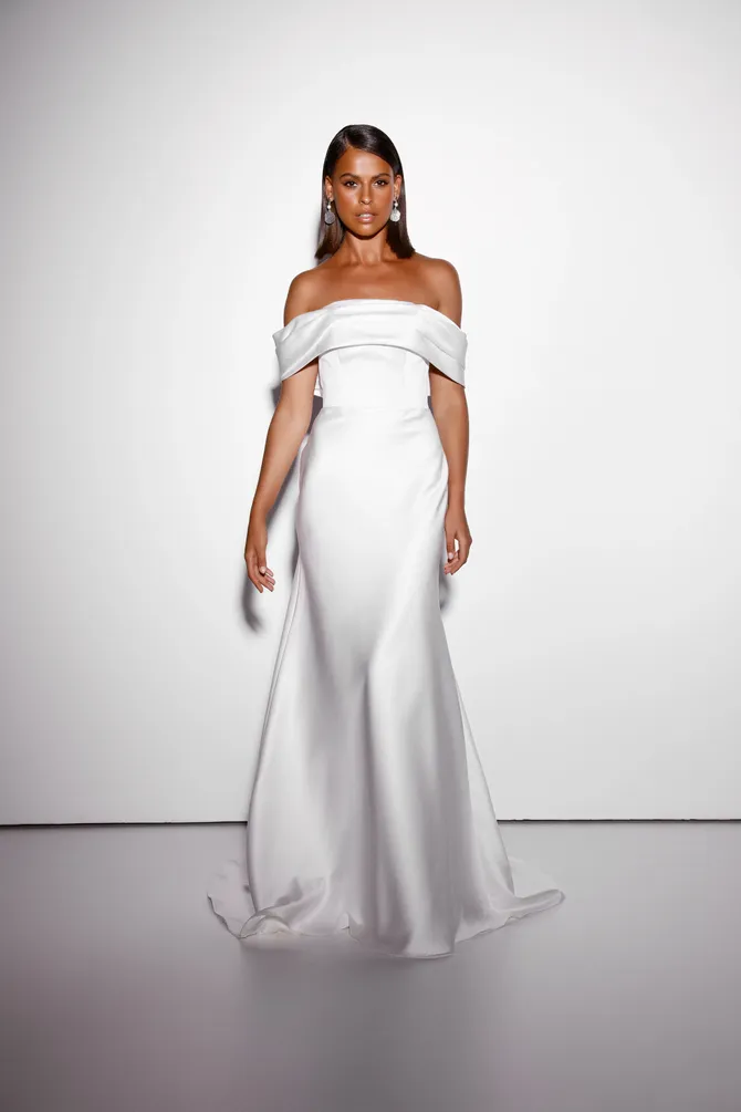 EVIE YOUNG | LUV Bridal - Hayes | Luv Bridal