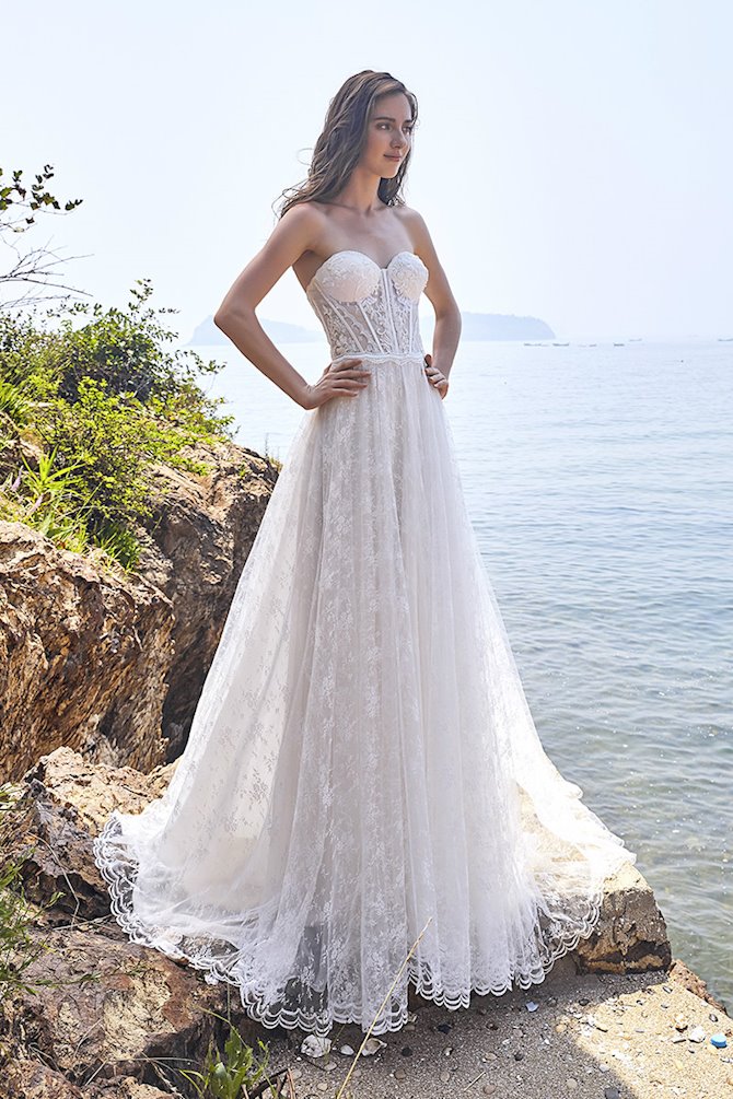 Chic Nostalgia | Dantela Bridal - Raquel | Dantela Bridal Couture