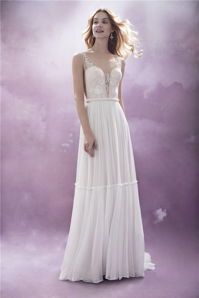 Chic Nostalgia Cloud 9 Bridal Dresses | One Enchanted Evening