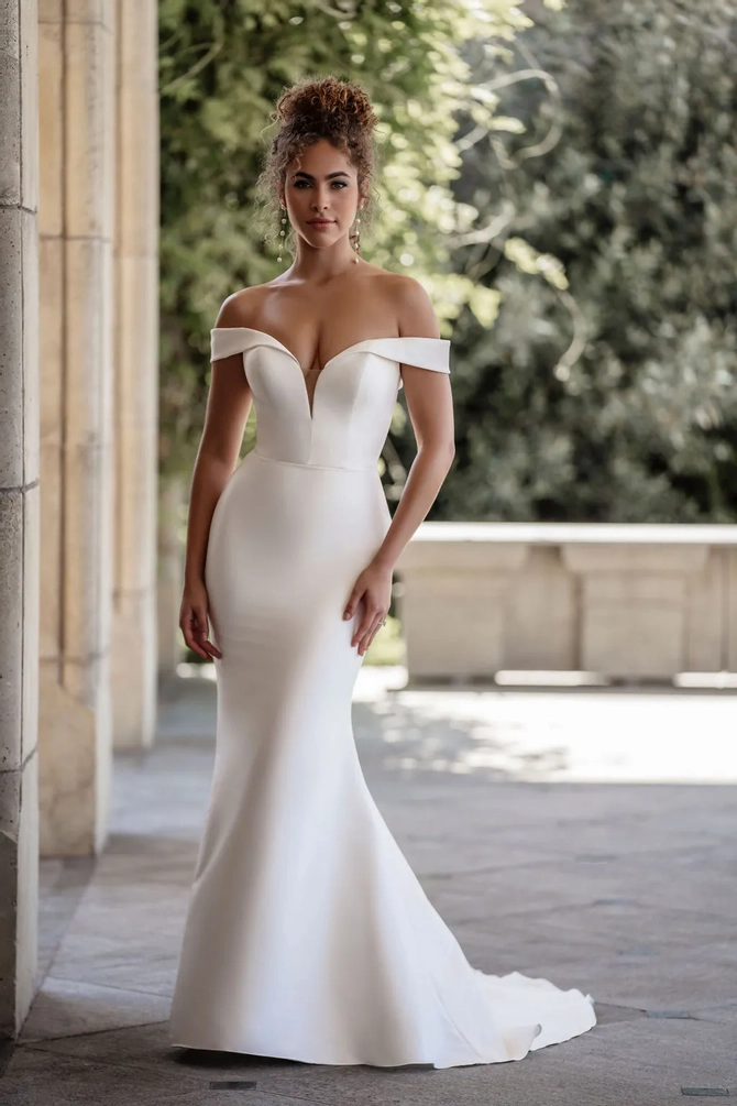 Allure - A1113 | The Gown Gallery