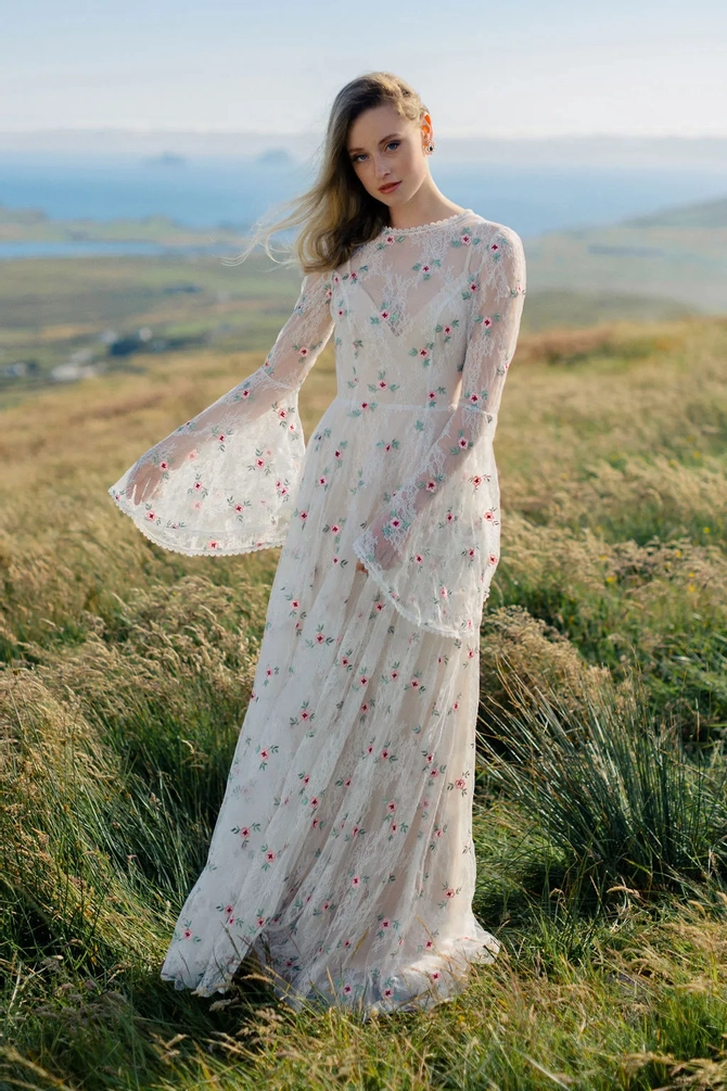 Wilderly Bride - F293 | Country Bride and Gent