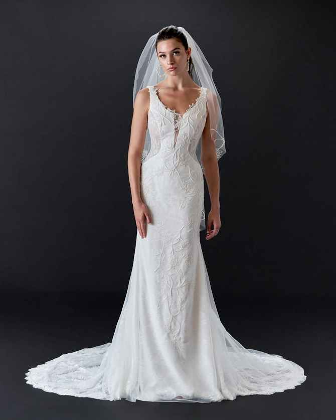 Lotus Threads - 22197 | The Bridal Rail