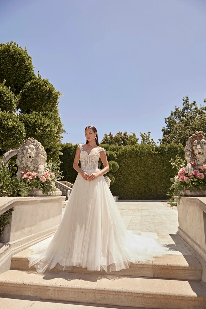 Casablanca - 2500 | The Bridal Rail