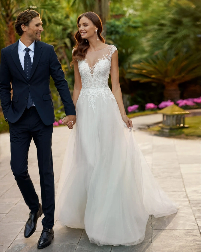 Adriana Alier | Bella Bridal Gallery - Hima | Bella Bridal Gallery