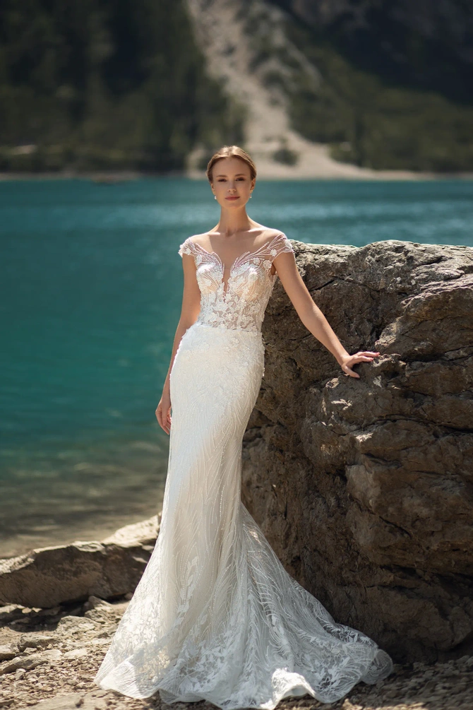 Aria Bride | Bella Bridal Boutique - 347 | Bella Bridal Boutique