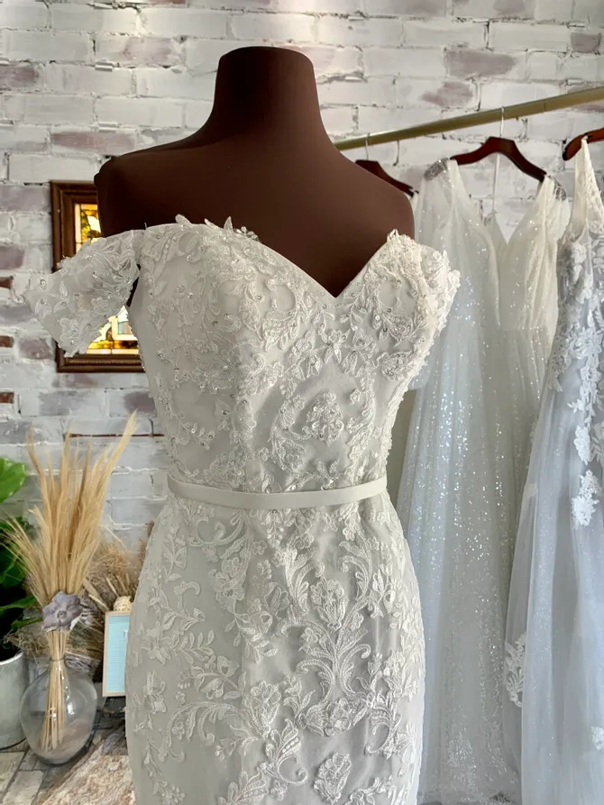 Carrafina Bride - 4602 | Lex's of Carytown