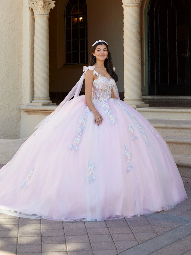 Quince - 26067 | Minerva's Bridal Outlet