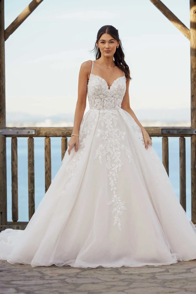 Essense of Australia - D3720 | White Closet Bridal