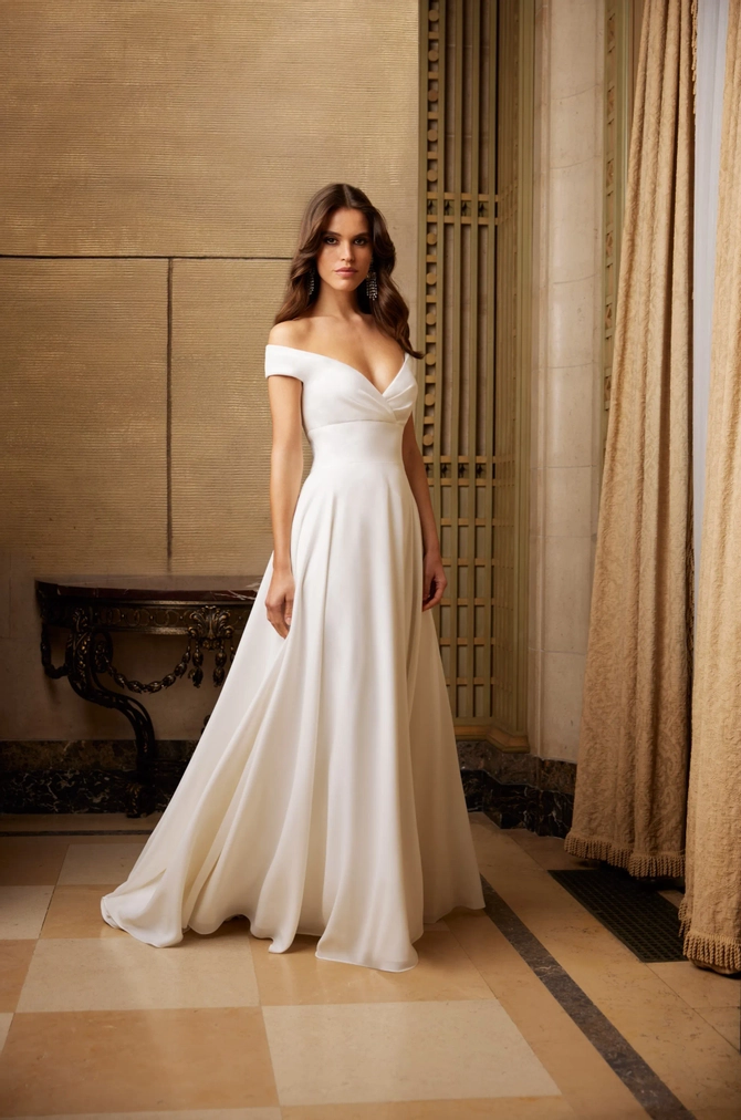 Paloma Blanca - P5052 | Love Me Do Brides